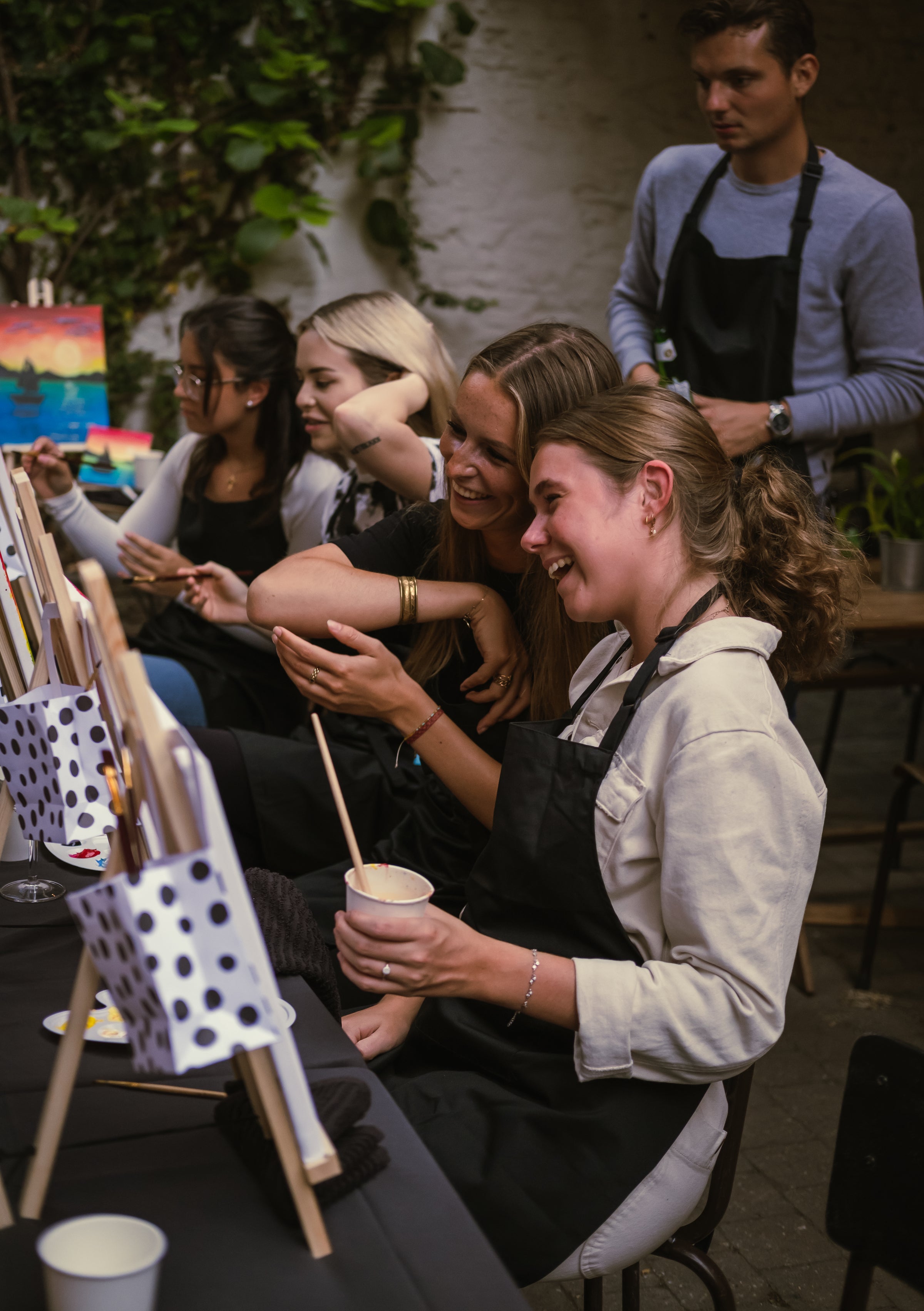 Home | Champaint | Sip & Paint Events Antwerp