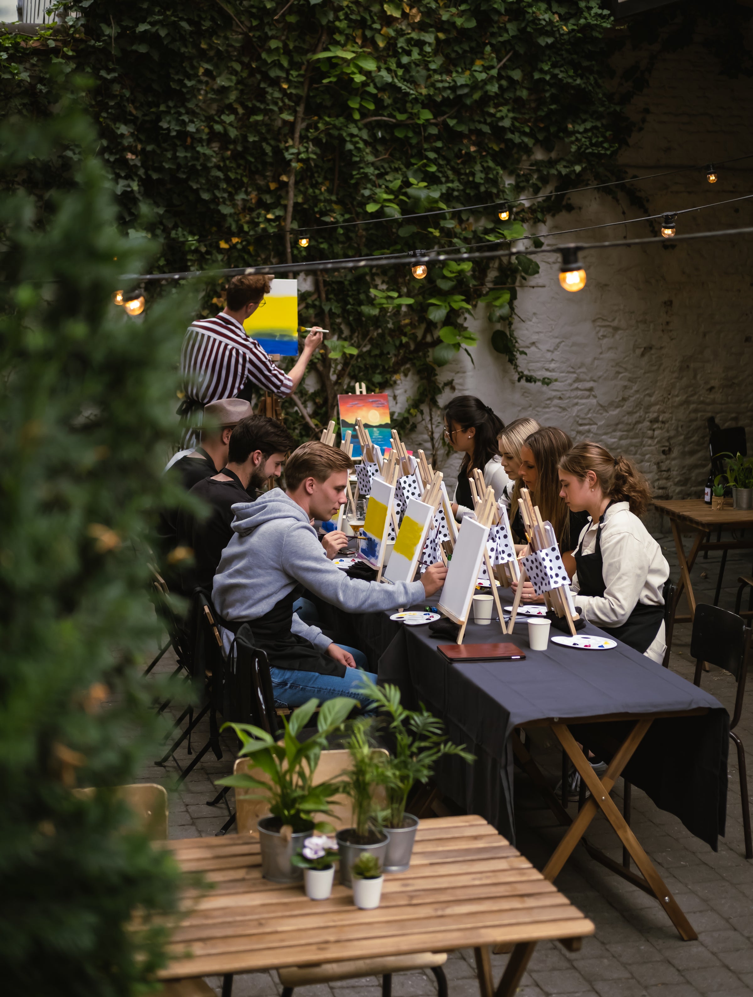 Home | Champaint | Sip & Paint Events Antwerp